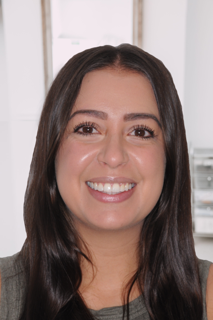 Dr Claire Abraham